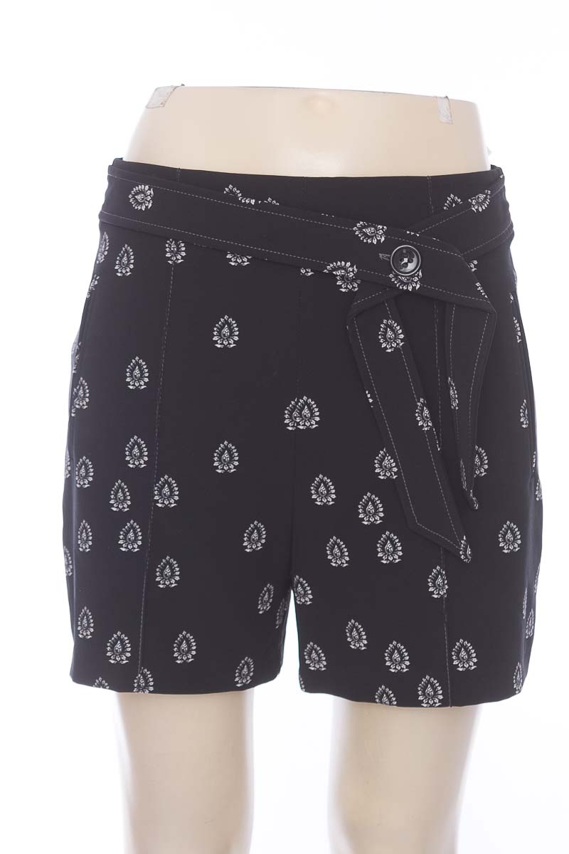 Short color Negro - Zara | Closeando