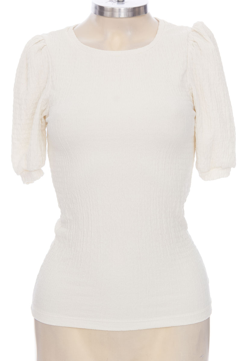 Blusa color Beige - Stradivarius | Closeando