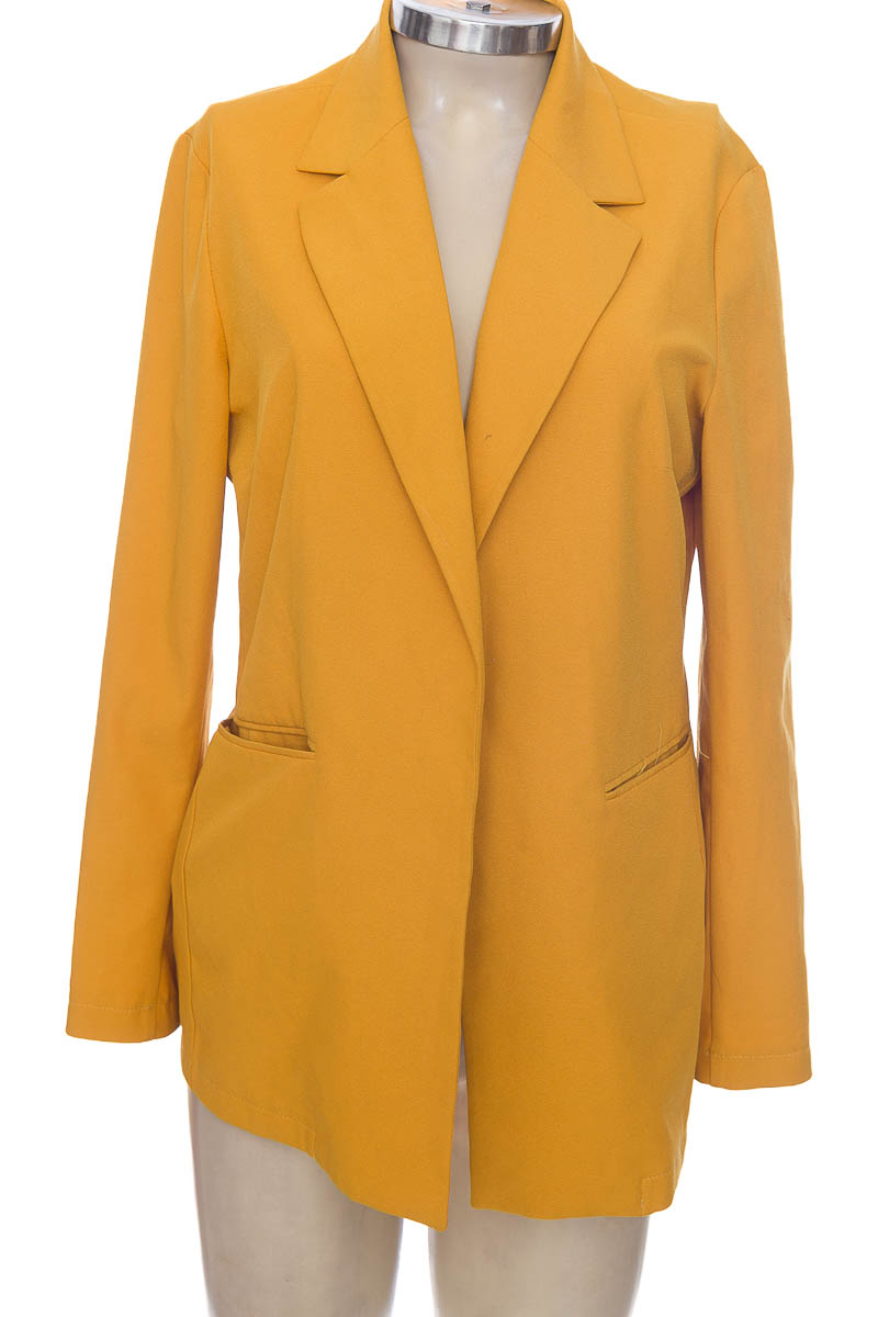 Chaqueta / Abrigo color Mostaza - Koaj | Closeando