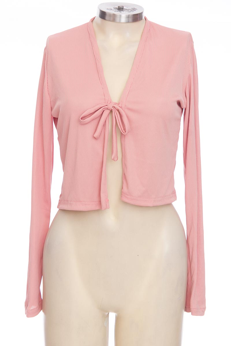 Top / Camiseta color Rosado - Closeando talla M de Segunda Mano | Closeando