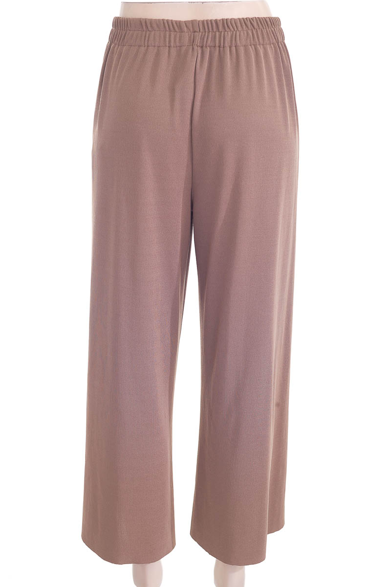 Pantalones color Beige - Moca | Closeando