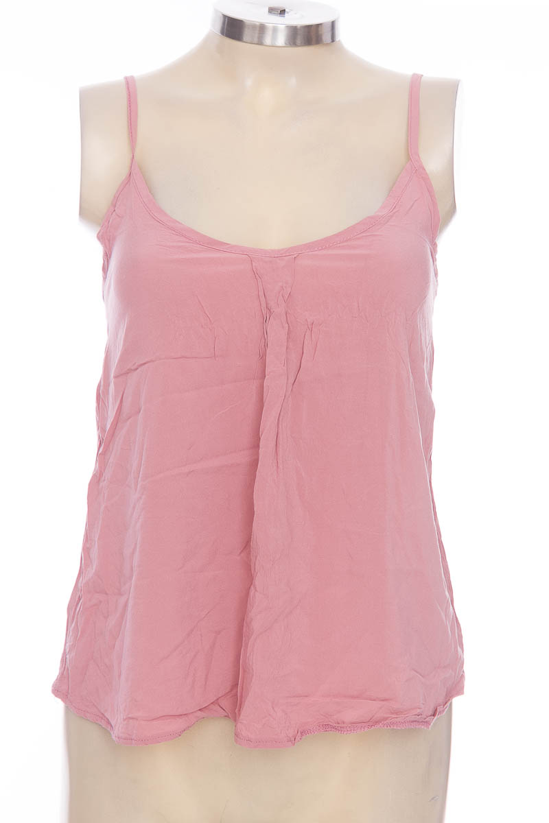 Top / Camiseta color Rosado - Carmel talla S de Segunda Mano | Closeando