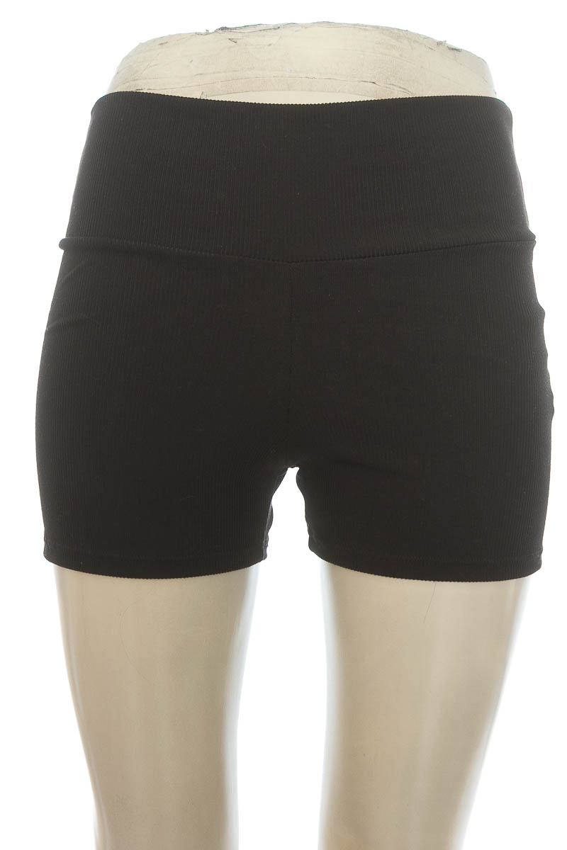 Ropa Deportiva / Salida de Baño color Negro - Real Human | Closeando