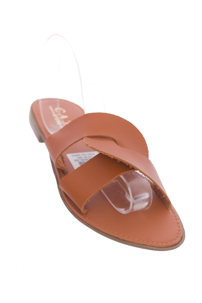 Zapatos color Café - Cata Store | Closeando