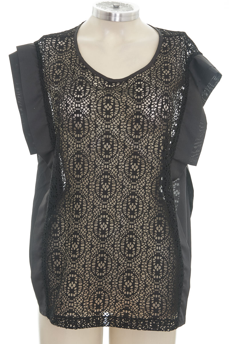 Blusa color Negro - Virgen del Valle talla M de Segunda Mano | Closeando