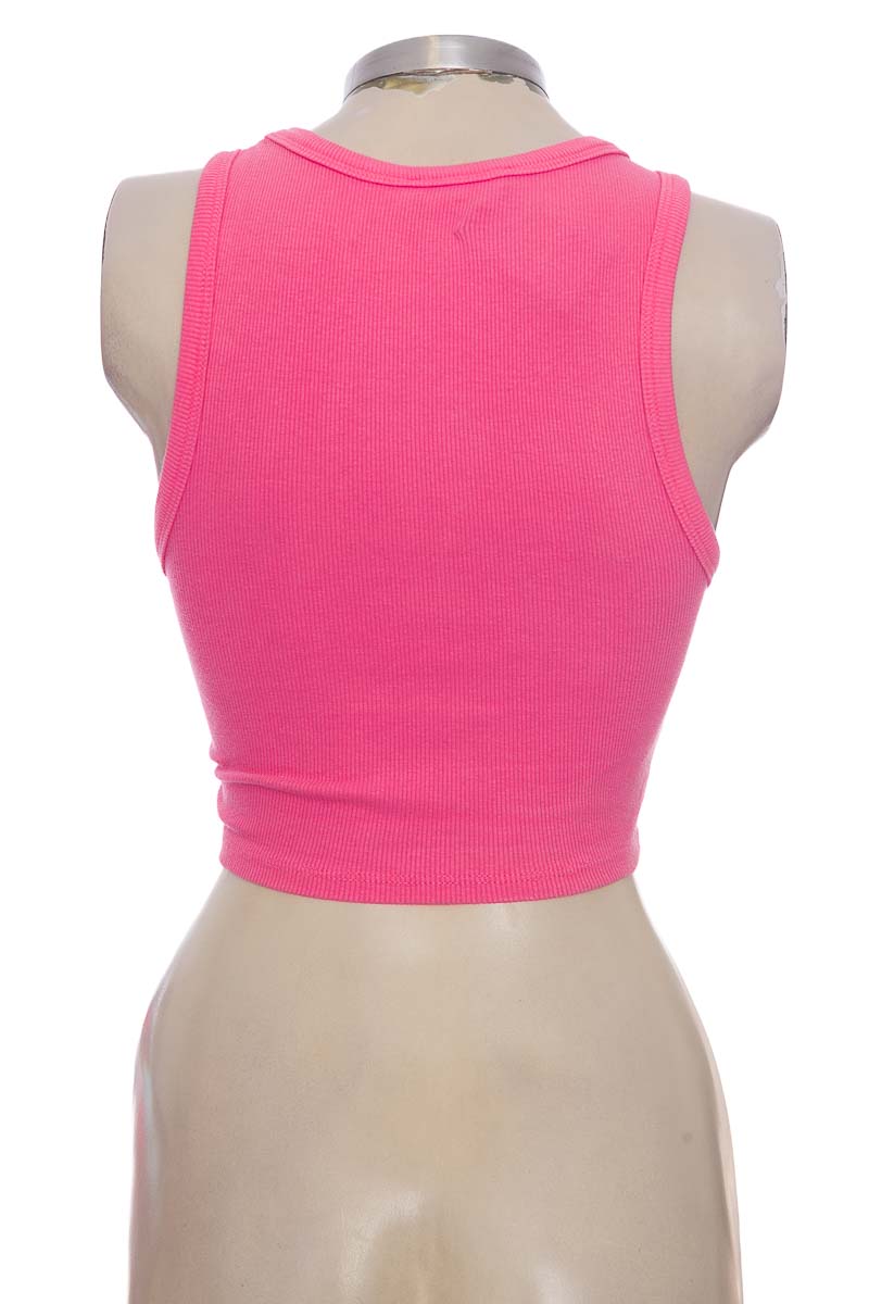 Top / Camiseta color Rosado - Zara talla S de Segunda Mano | Closeando