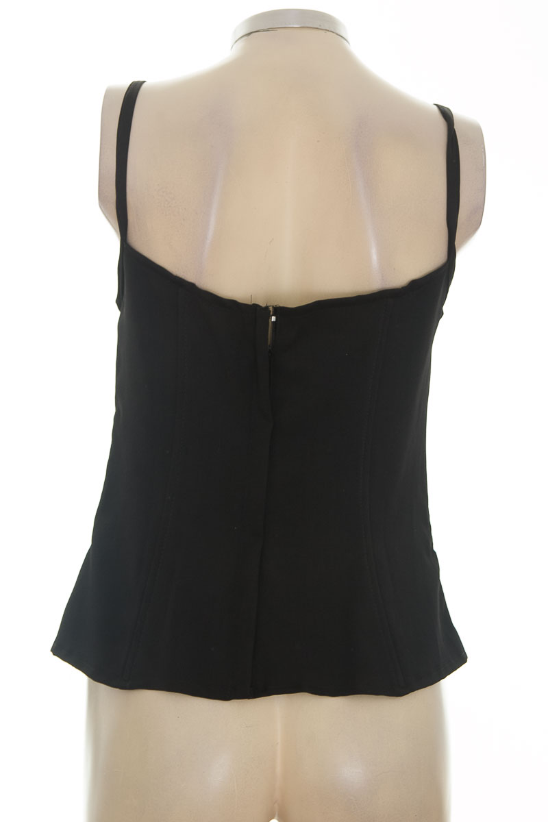 Blusa color Negro - Isabel Riera | Closeando