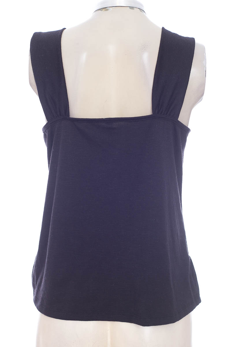 Top / Camiseta color Negro - Leonisa | Closeando
