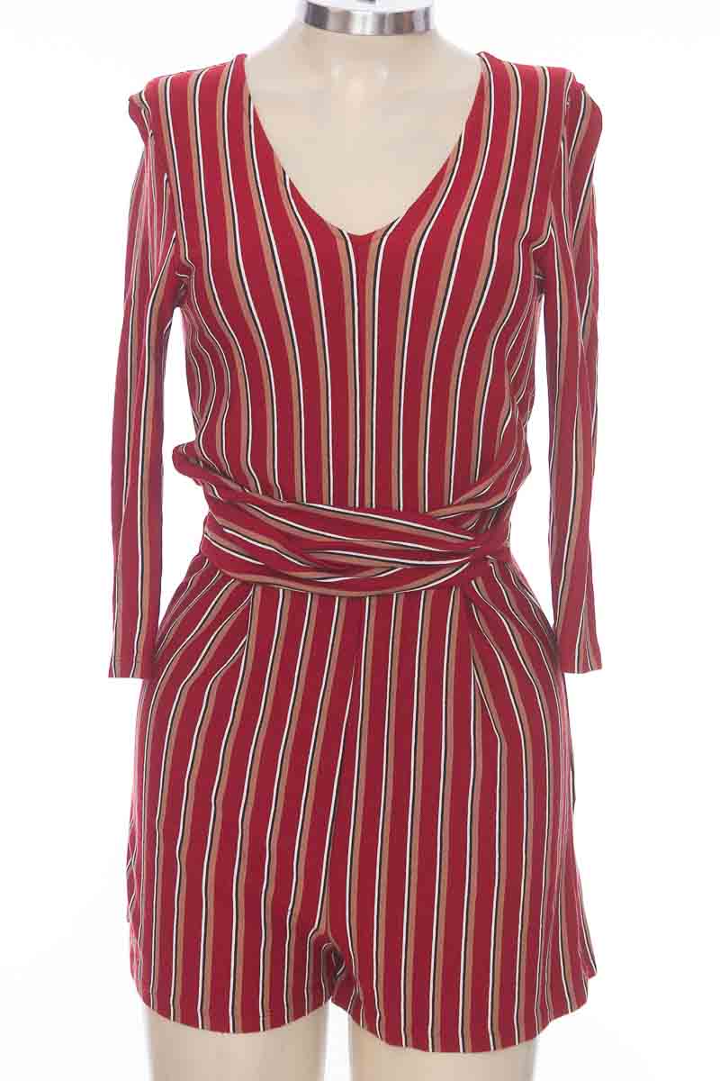 Vestido / Enterizo color Rojo - Bershka | Closeando