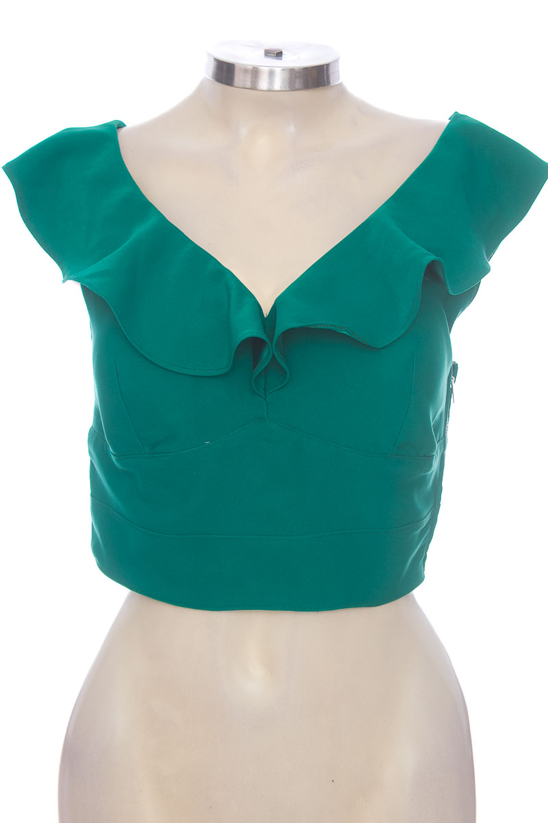 Top / Camiseta color Verde - Closeando | Closeando