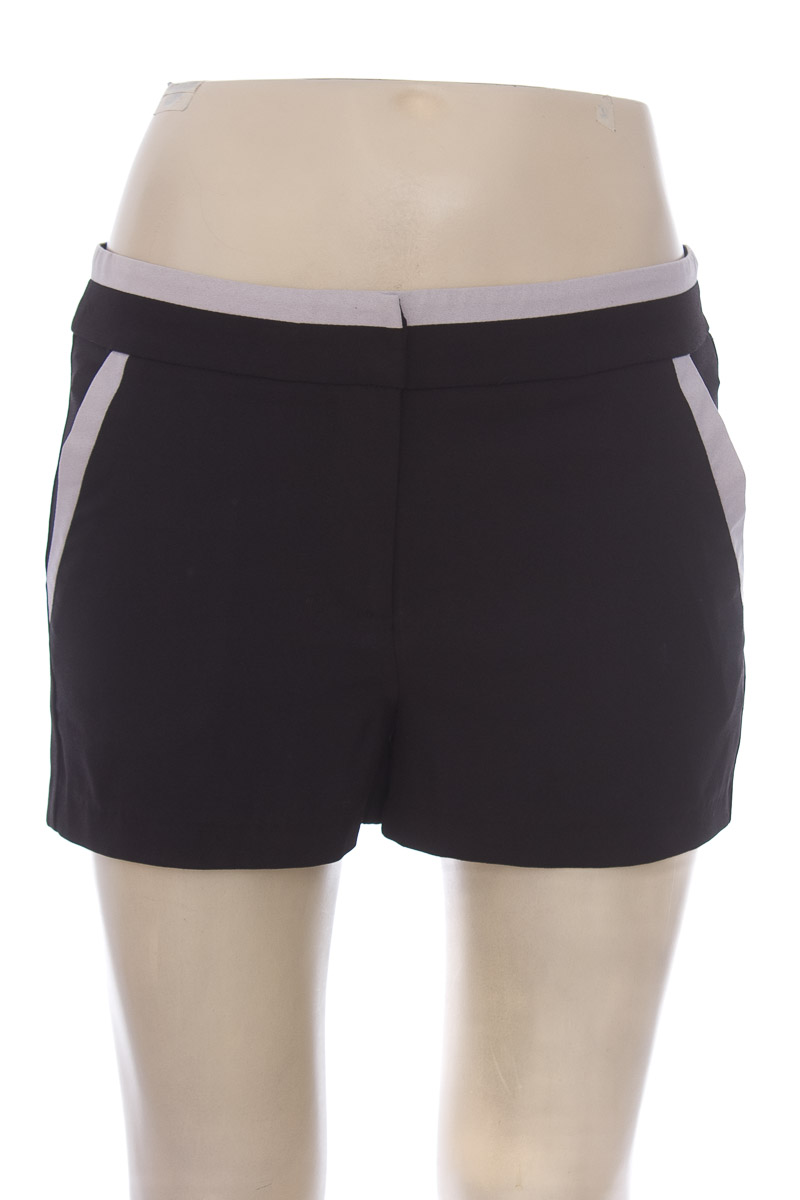 Short color Negro - ELA | Closeando