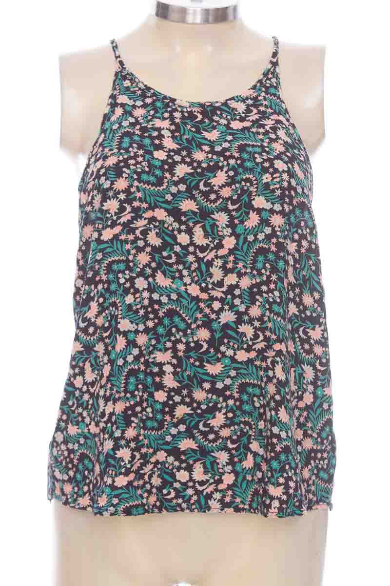 Top / Camiseta color Azul - Koaj | Closeando