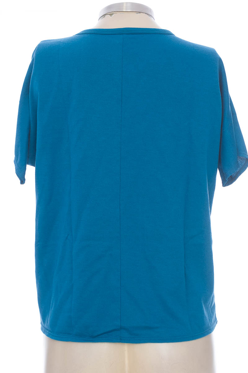 Top / Camiseta color Azul - Pacífika | Closeando