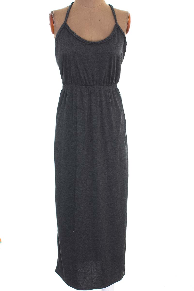 Vestido / Enterizo Casual color Gris - Gef | Closeando