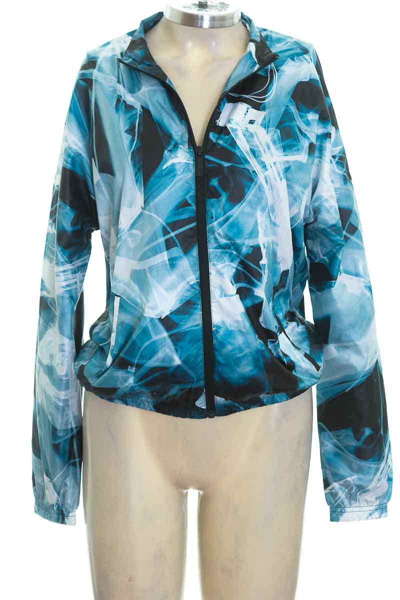 Chaqueta / Abrigo color Azul - Puma | Closeando