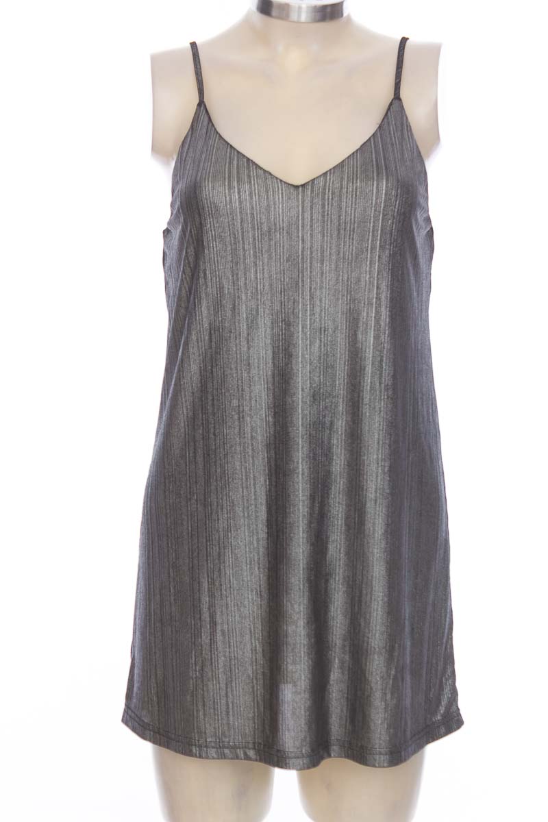 Vestido / Enterizo color Plateado - Gef | Closeando