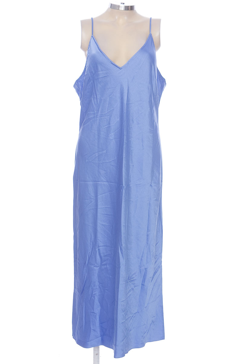 Vestido / Enterizo color Azul - Express | Closeando