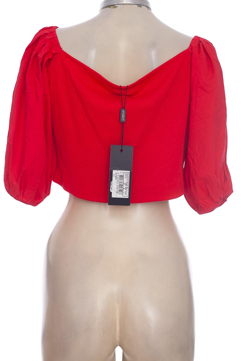 Blusa color Rojo - Studio F | Closeando
