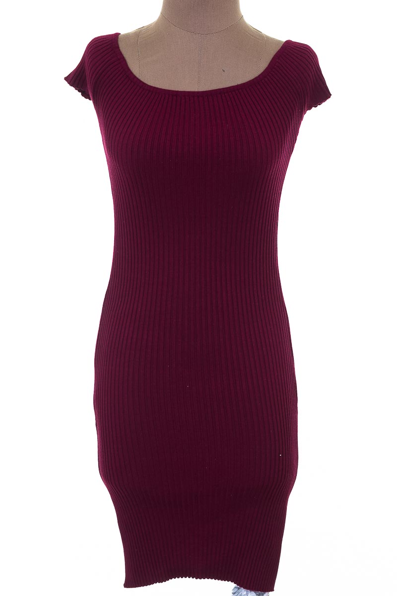 Vestido / Enterizo Casual color Vinotinto - Ambiance | Closeando