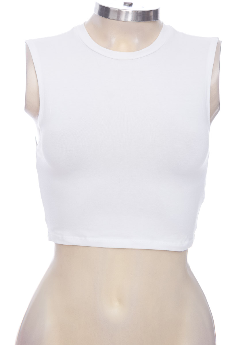 Top / Camiseta color Blanco - Zara | Closeando