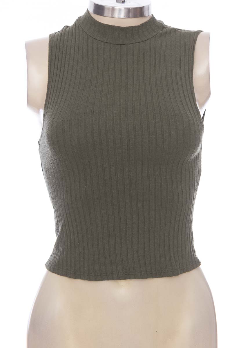 Top / Camiseta color Verde - Ambiance | Closeando