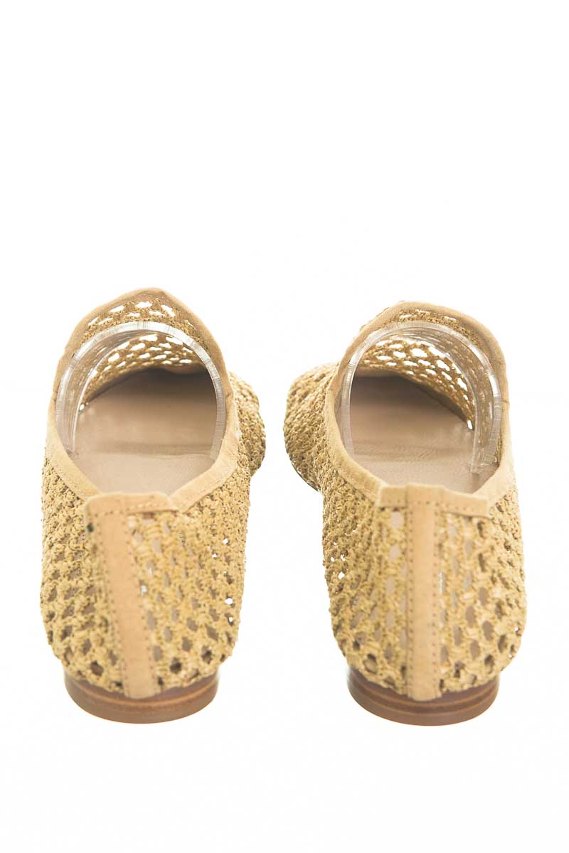 Zapatos color Beige - Zara | Closeando