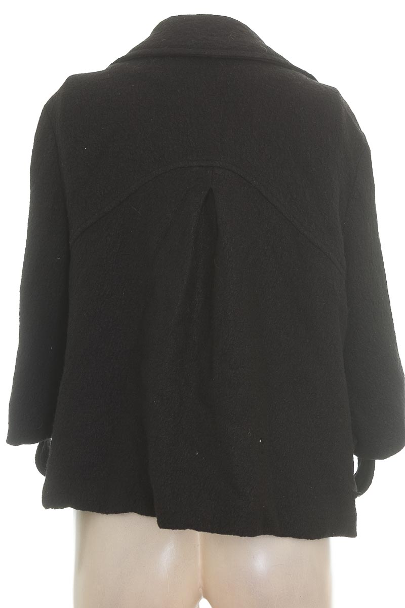 Chaqueta / Abrigo color Negro - LVS | Closeando