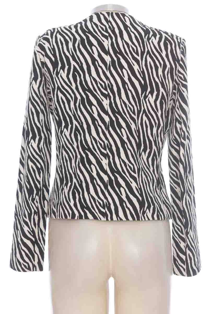 Chaqueta / Abrigo color Negro - NAF NAF | Closeando