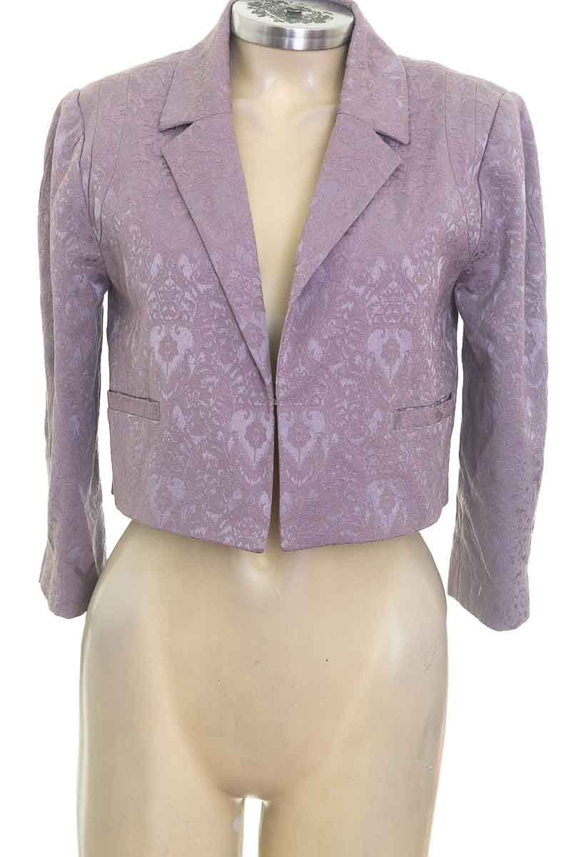 Chaqueta / Abrigo color Lila - NAF NAF | Closeando