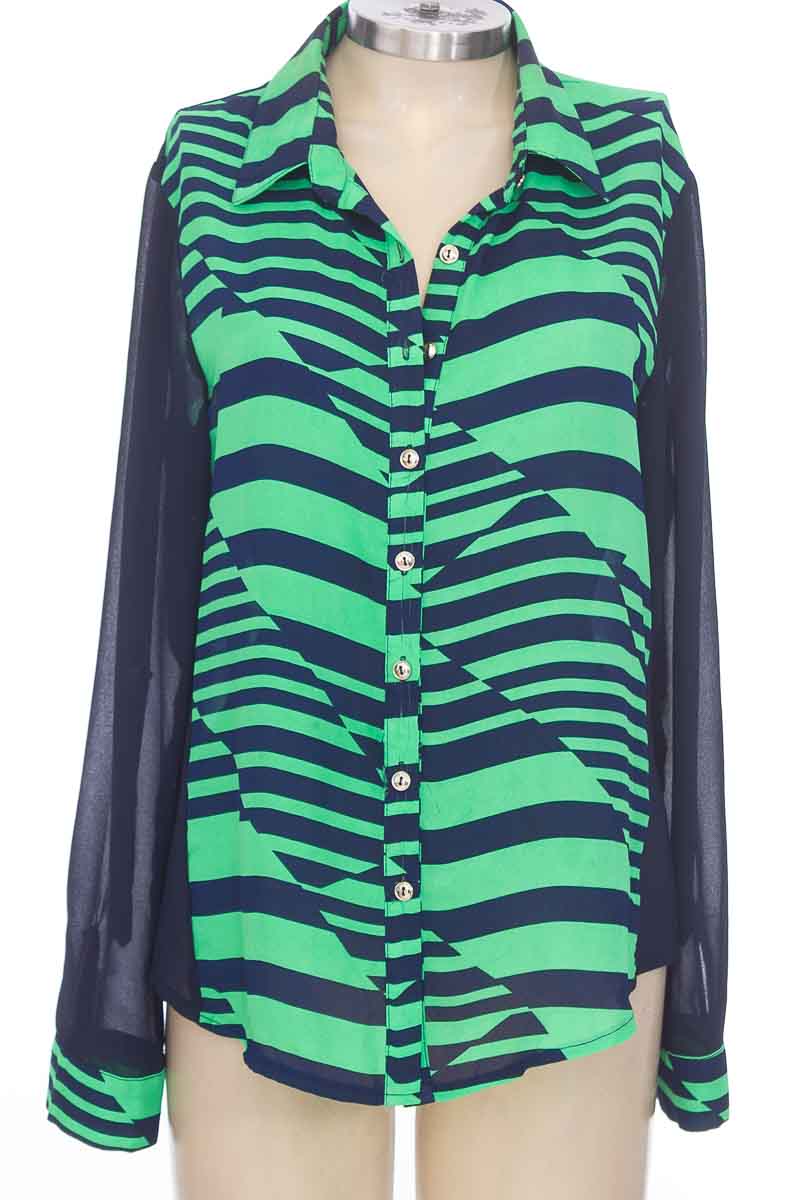 Blusa color Verde - Dokdo K | Closeando