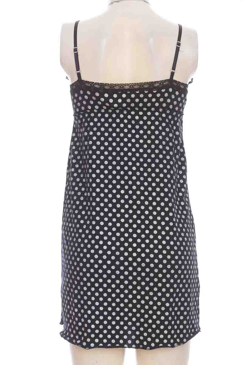 Vestido / Enterizo color Negro - Gef | Closeando