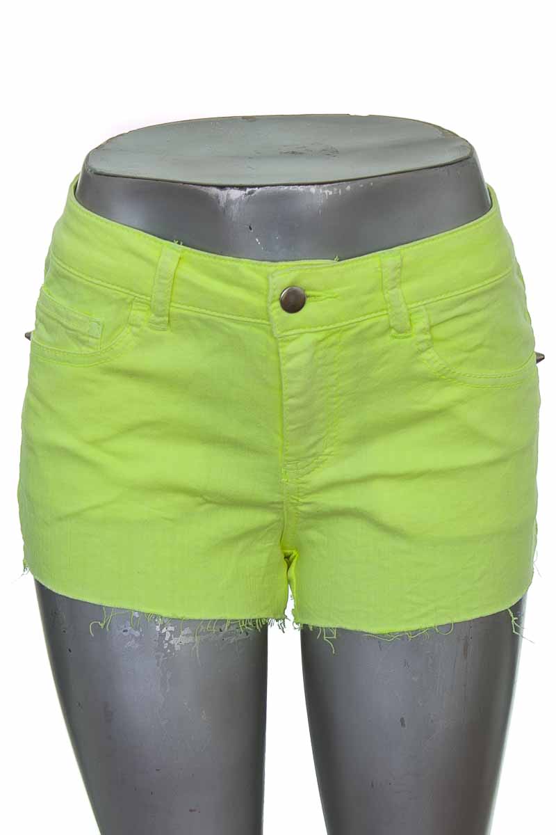 Short Jean color Verde - Forever 21 | Closeando