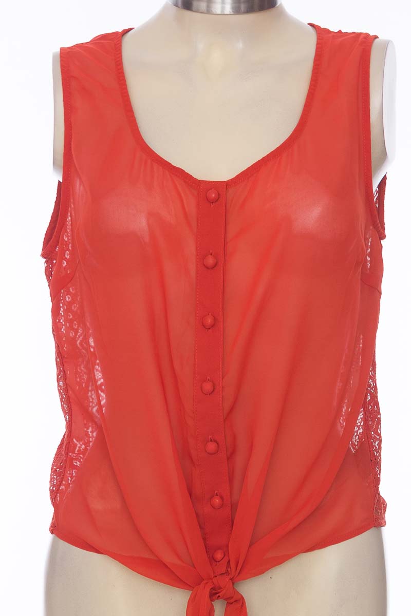 Top / Camiseta color Rojo - Mine | Closeando