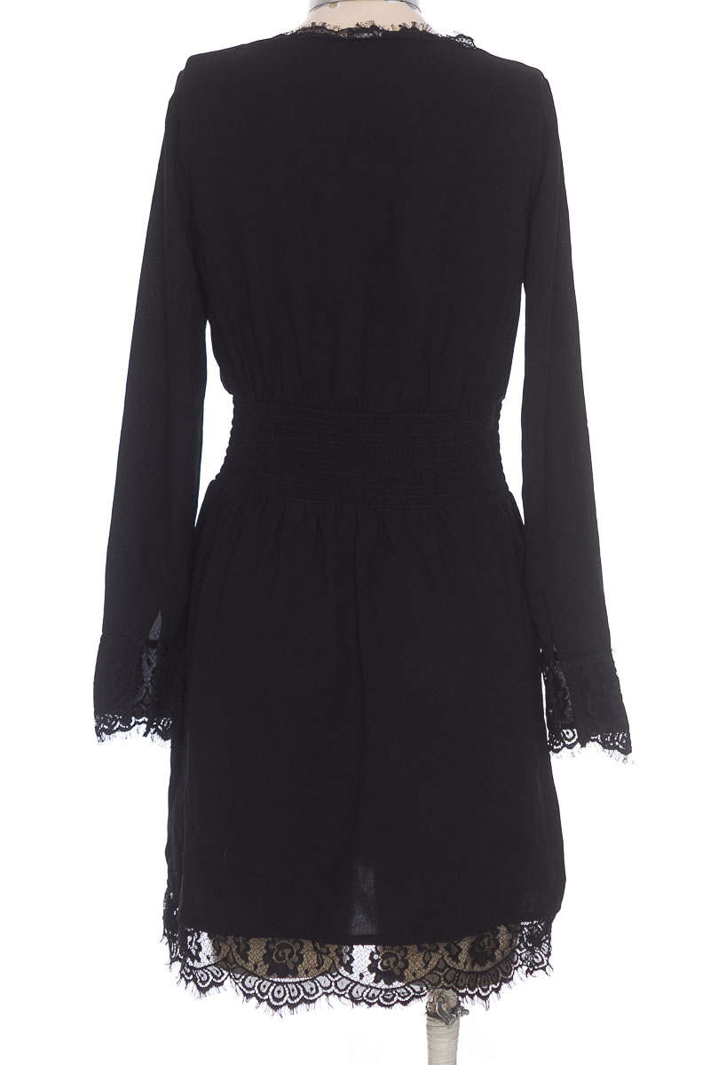 Vestido / Enterizo color Negro - Pimkie | Closeando