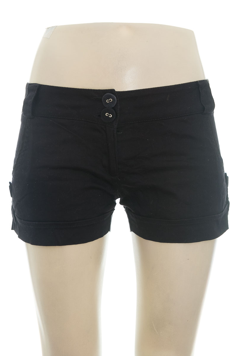 Short color Negro - Studio F | Closeando