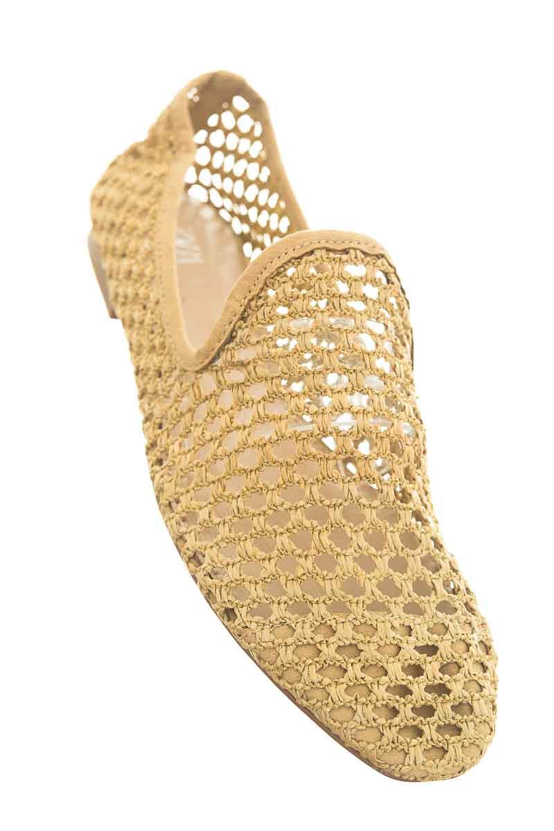 Zapatos color Beige - Zara | Closeando