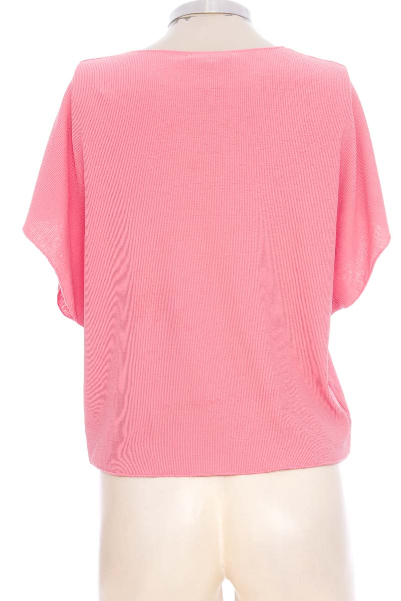 Top / Camiseta color Rosado - Zara talla M de Segunda Mano | Closeando