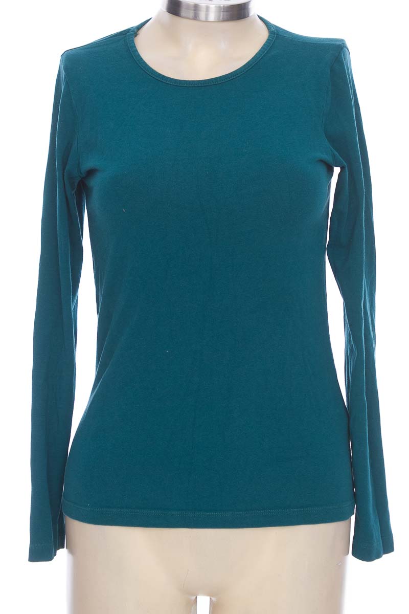 Top / Camiseta color Verde - Arkitect | Closeando