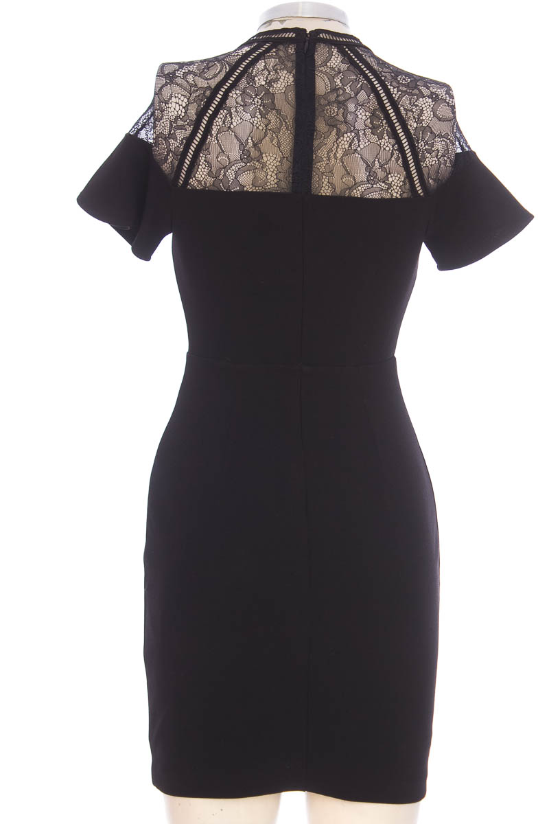 Vestido / Enterizo color Negro - Express | Closeando