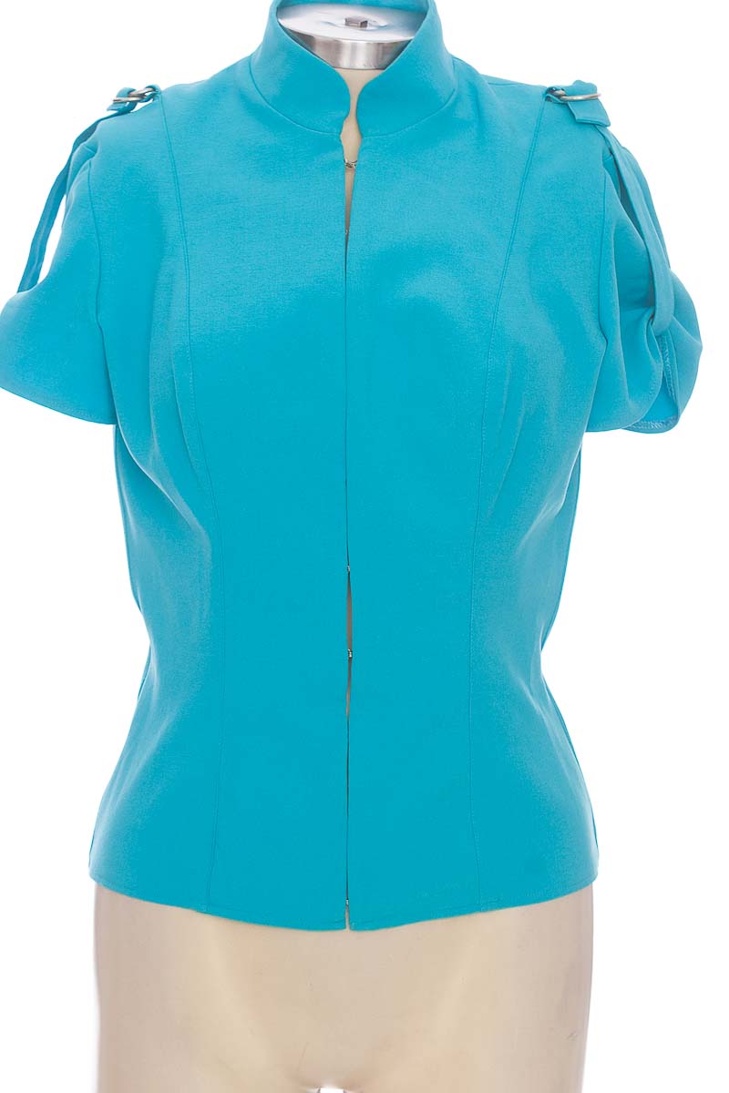 Top / Camiseta color Azul - Alfredo Barraza | Closeando