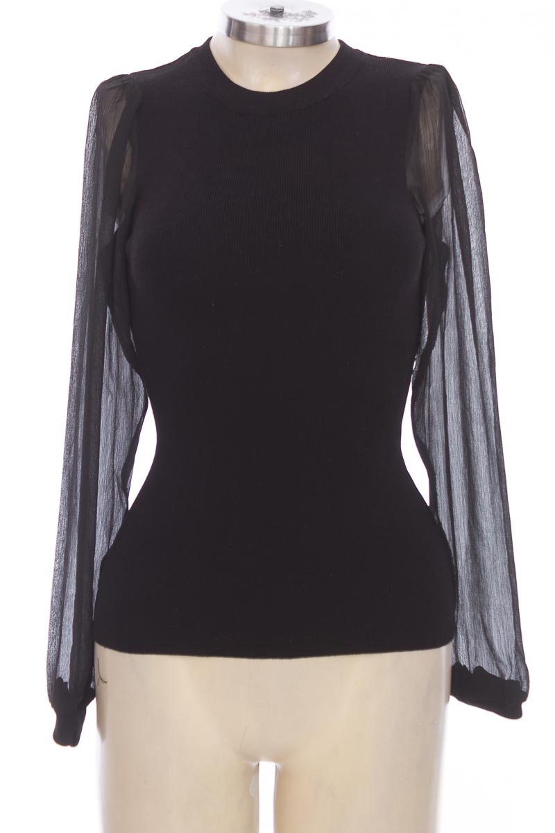 Sweater color Negro - Studio F | Closeando