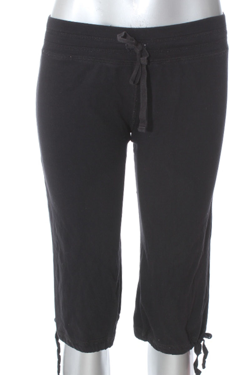 Ropa Deportiva / Salida de Baño color Negro - FRU FRU | Closeando