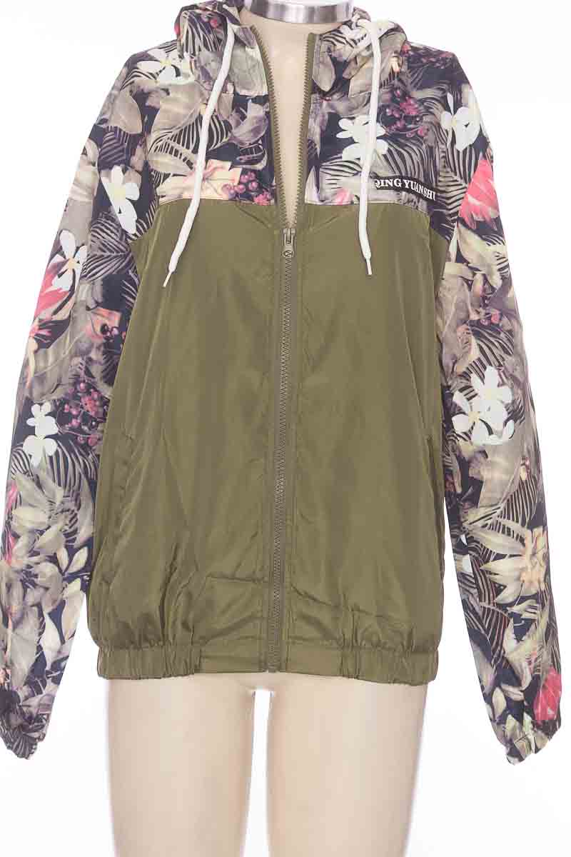 Chaqueta / Abrigo color Verde - Closeando | Closeando