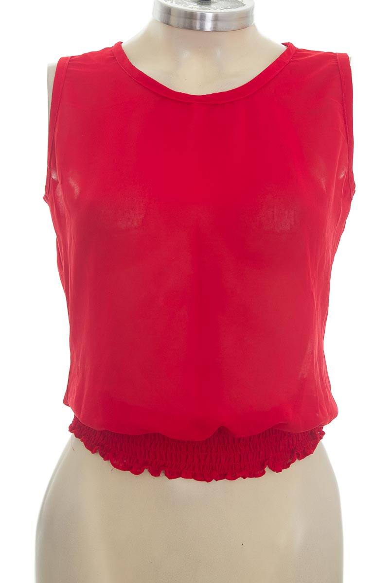 Top / Camiseta color Rojo - Fashion | Closeando