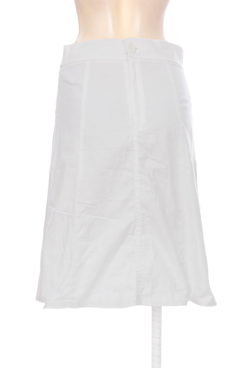 Falda color Blanco - Closeando | Closeando