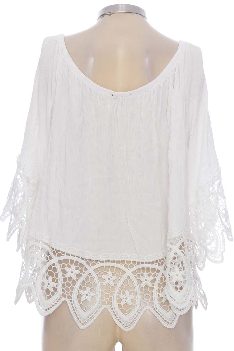 Blusa color Blanco - Ambiance | Closeando