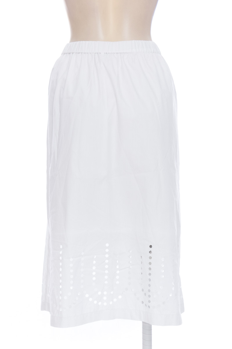 Falda color Blanco - GAP | Closeando