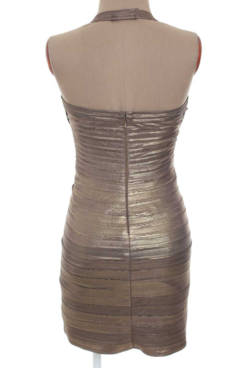 Vestido / Enterizo color Bronce - BCBG | Closeando