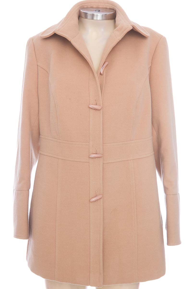 Chaqueta / Abrigo color Café - Ambar | Closeando