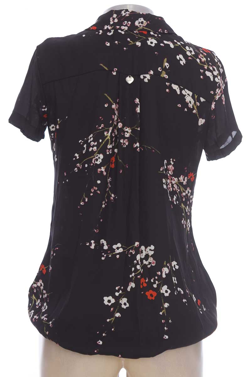 Blusa color Negro - Studio F | Closeando